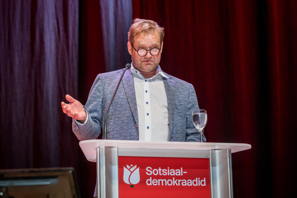 Ivari Padar: valitsus hävitab EKRE taktikepi all Eesti põllumajandust ...