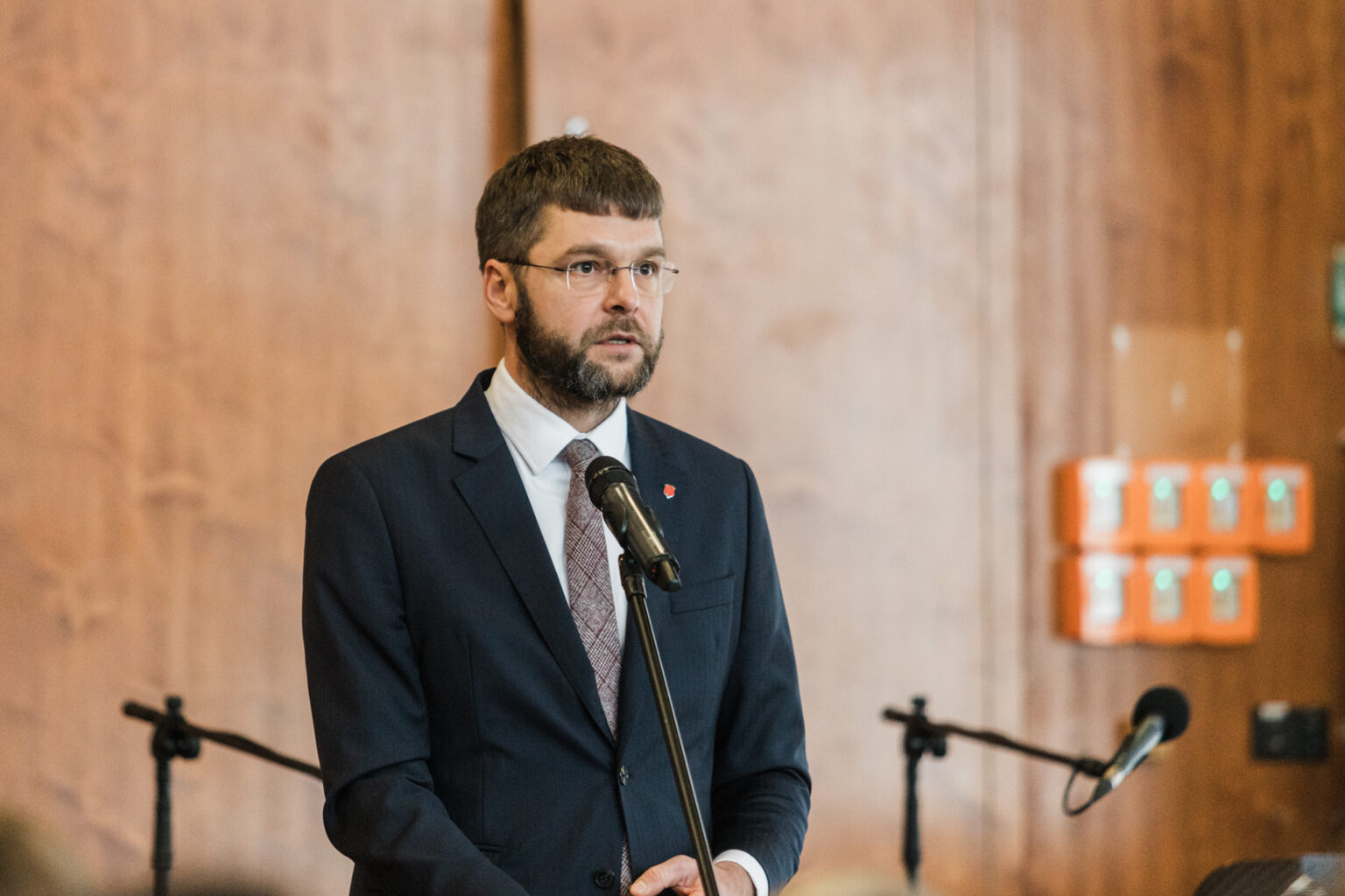 Jevgeni Ossinovski: kodude kättesaadavuse tagamiseks on vaja uut ...